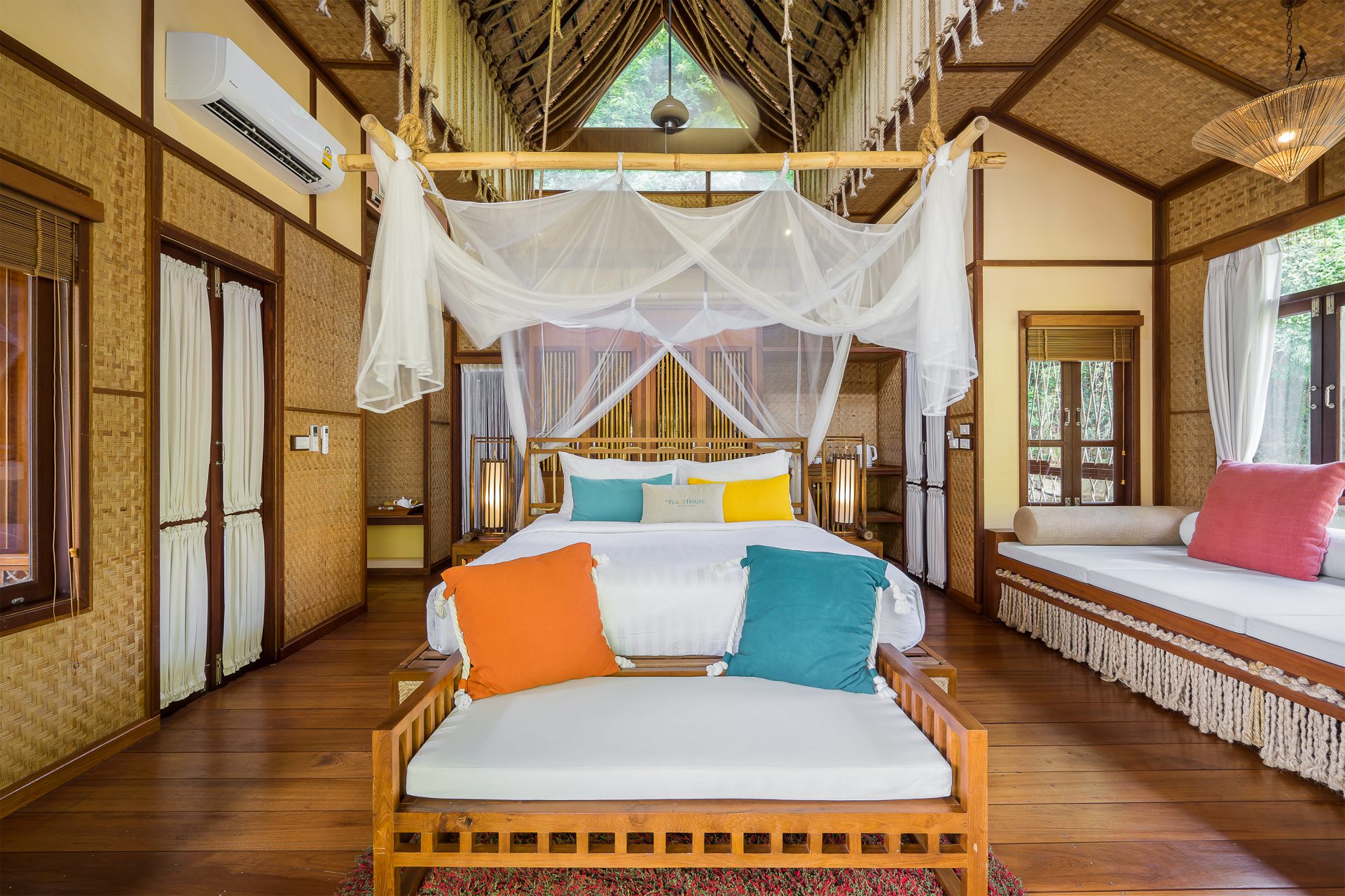 Luxury Floating Villas In Kanchanaburi FloatHouse River Kwai